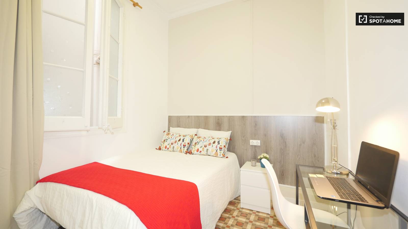 Hermosa habitación para alquilar en apartamento de 5 habitaciones. (ref ...