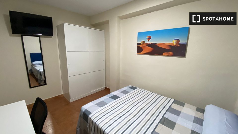 Pisos y Casas baratas en alquiler en Chana (Granada Capital) | tucasa.com