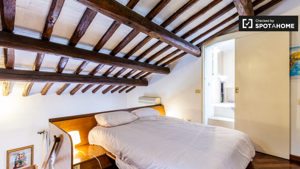 Stunning studio apartment for rent in Centro Storico, Rome (ref: 125446 ...